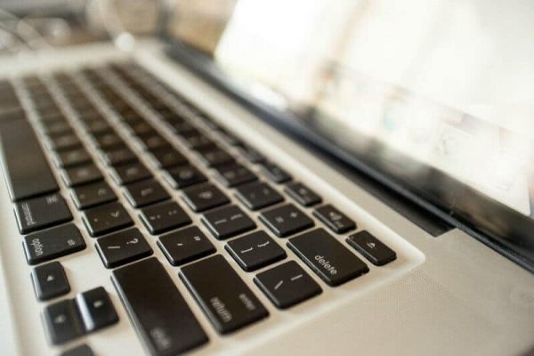 How to Buy a Laptop - Choosing the Right Computer - A Helicopter Mom